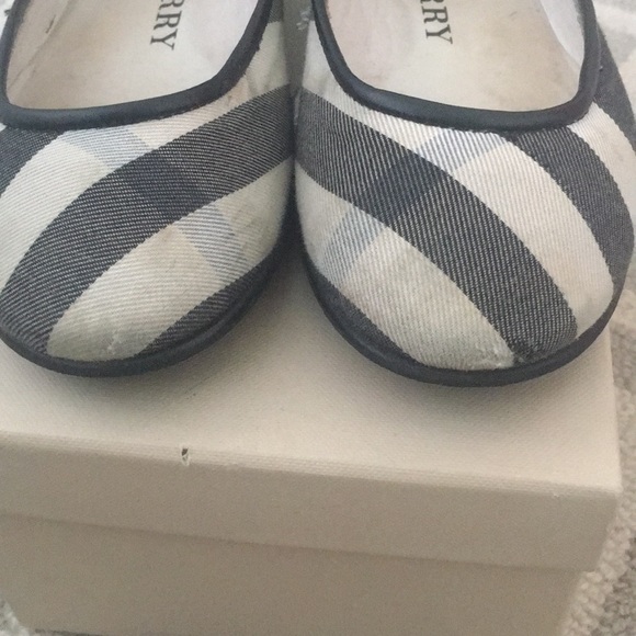 Burberry | Shoes | Burberry Kids Shoe | Poshmark